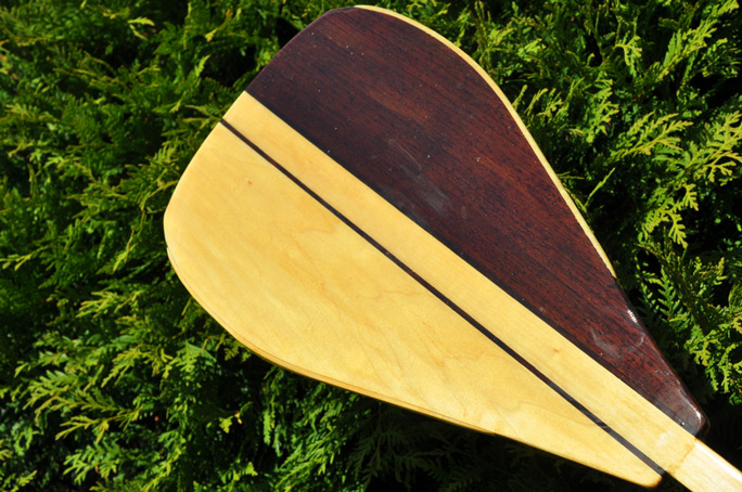 custom paddleboard paddles from wavetrainSUP